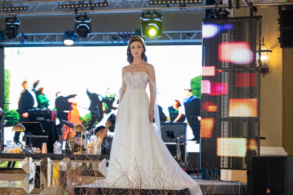 Vive la Magia - Showroom 2024 - Las Nubes